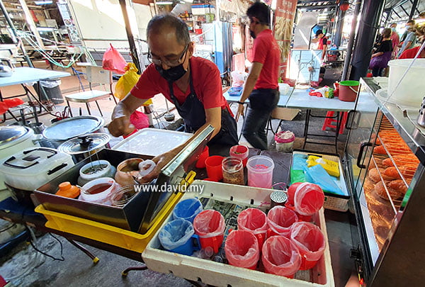 Ipoh Canning Garden Chee Cheong Fun at SS2 Morning Market - David Explores
