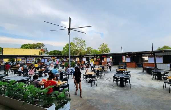 Cheng Ho Jiak Food Court - David Explores